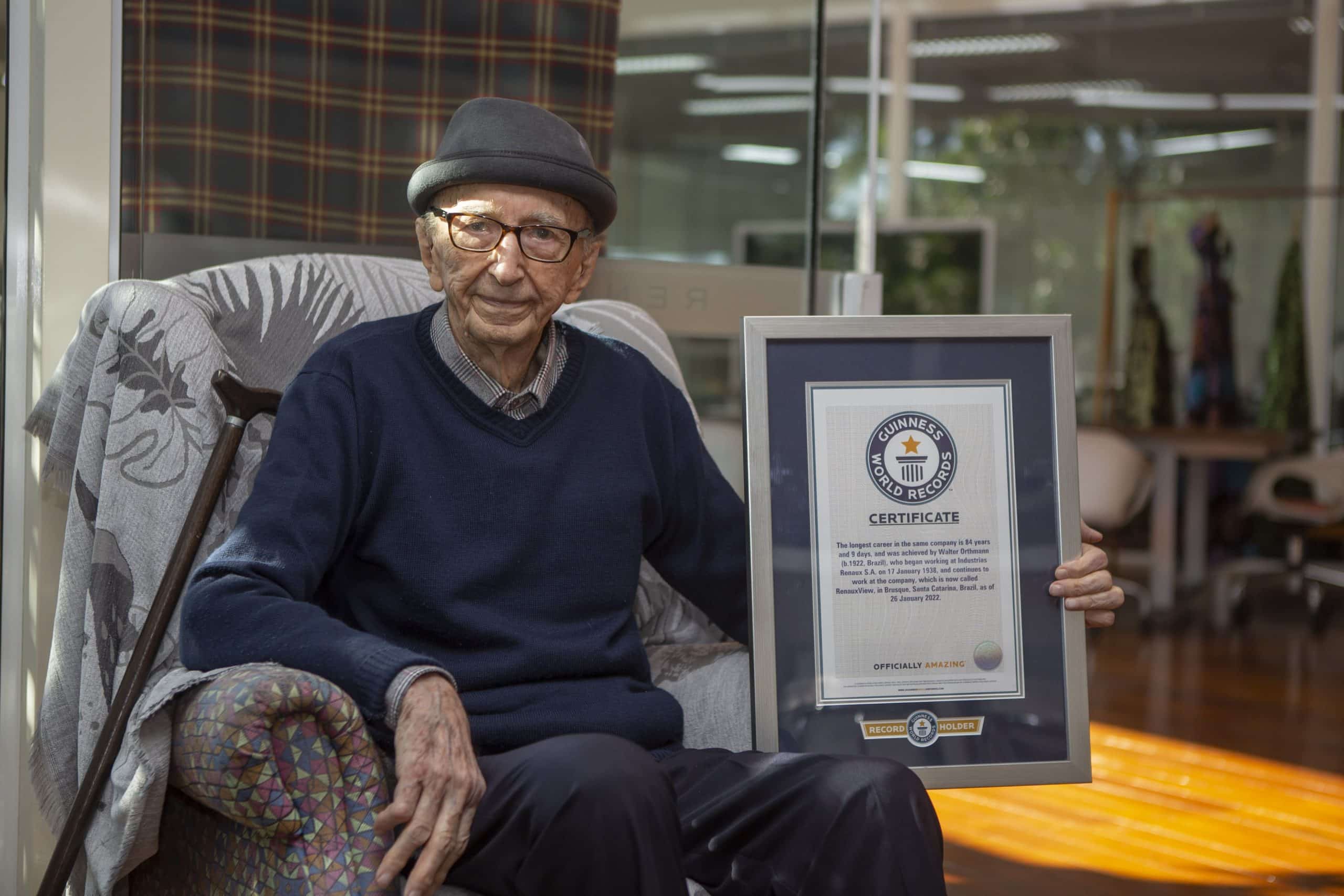 Guinness-Buch der Rekorde: Dieser Mann arbeitet seit 85 Jahren im ...