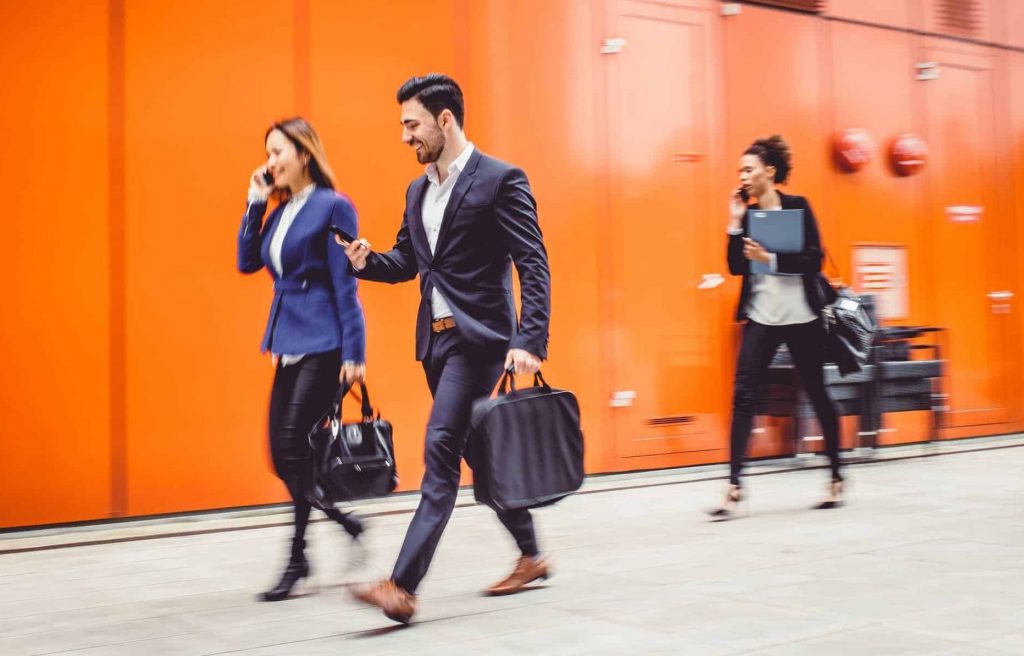 Job-Schock: 41 % der Arbeitgeber wollen bis 2030 Stellen streichen ...