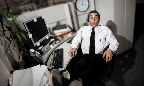 Fake Work: Wie Scheinarbeit Mitarbeitern und Unternehmen schadet