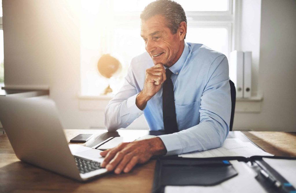 ASAP, PS, Mfg: Die 9 häufigsten Abkürzungen in E-Mails – und was sie ...